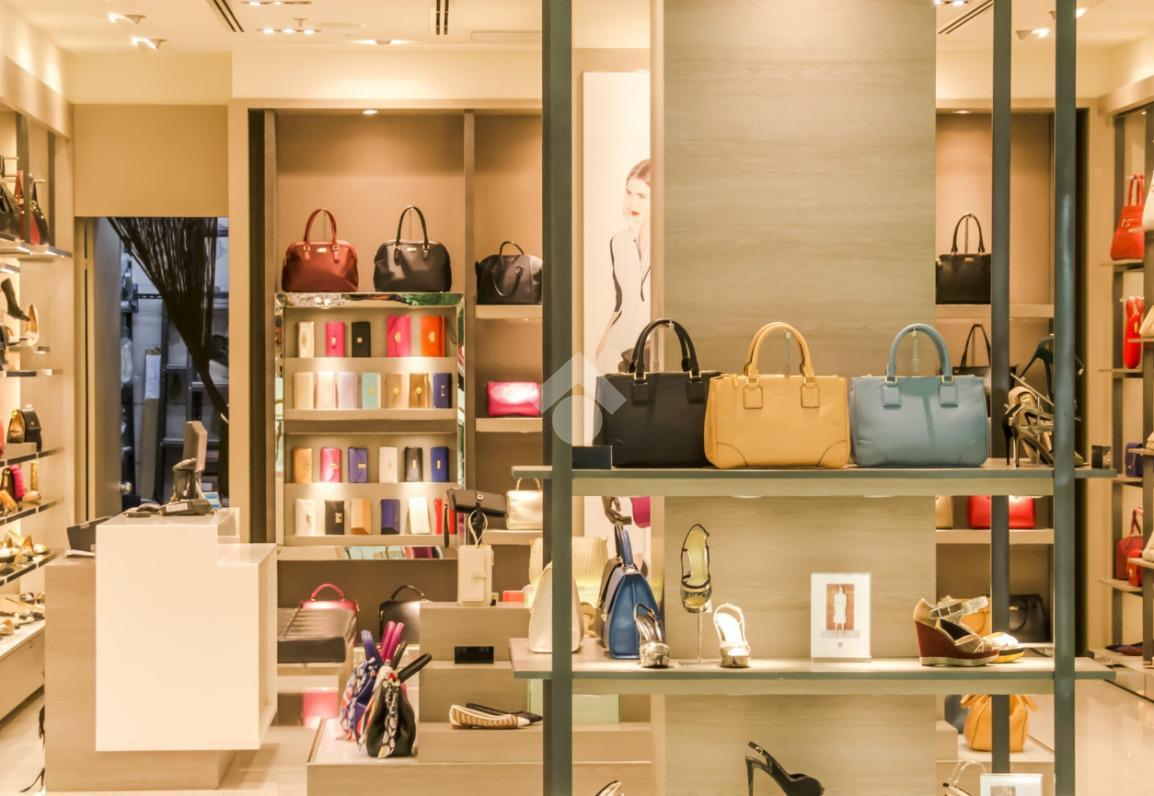 Negozio in affitto a Bassano Del Grappa