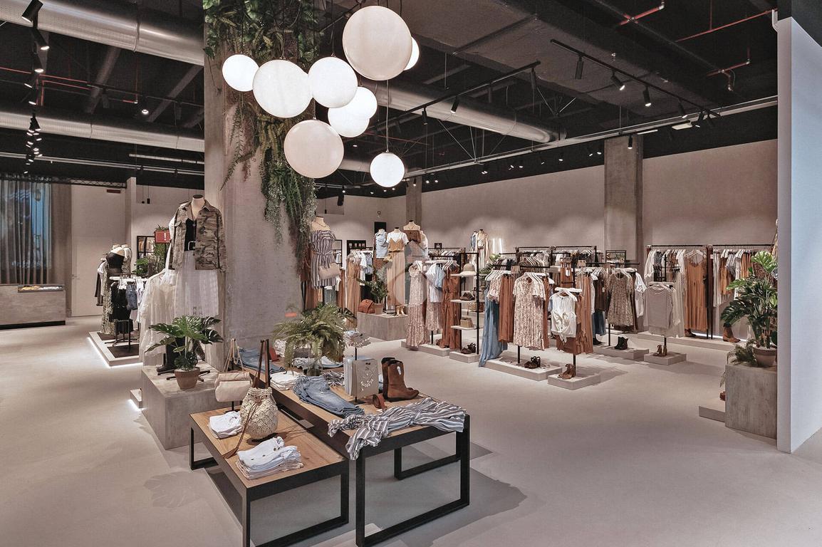 Negozio in affitto a Bassano Del Grappa