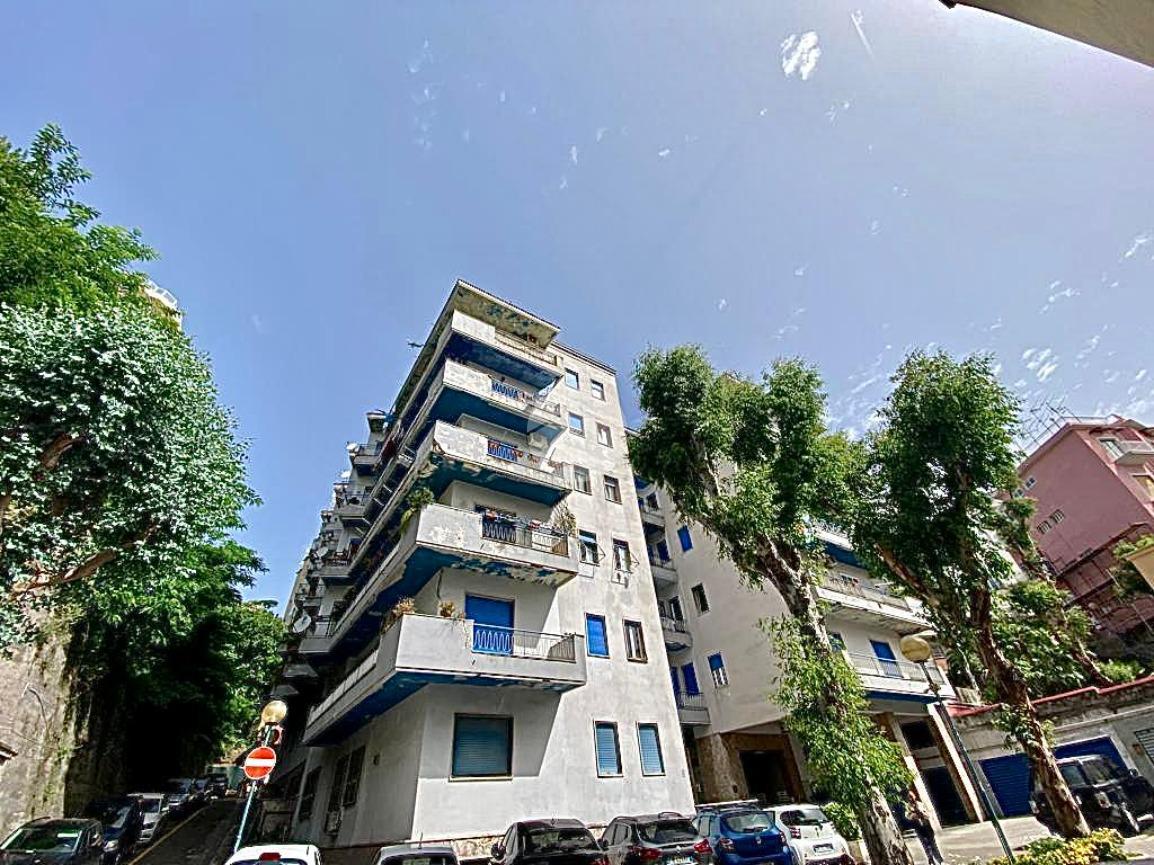 Appartamento in vendita a Napoli