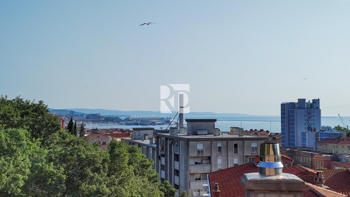 Appartamento in vendita a Trieste