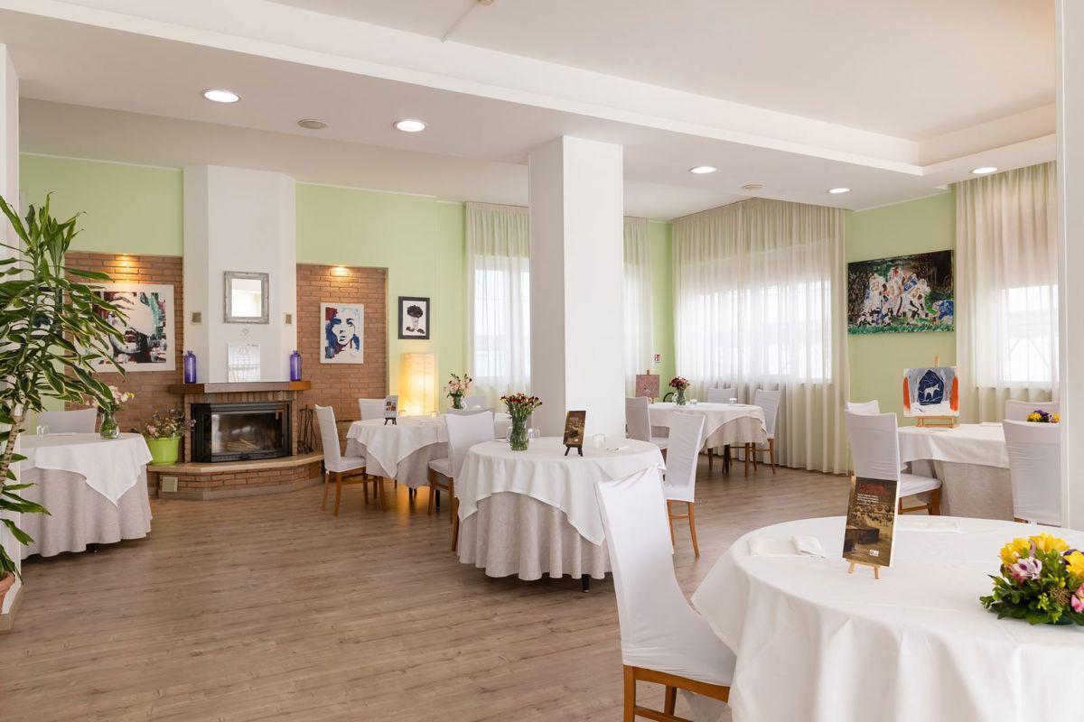 Albergo in vendita a Monteprandone