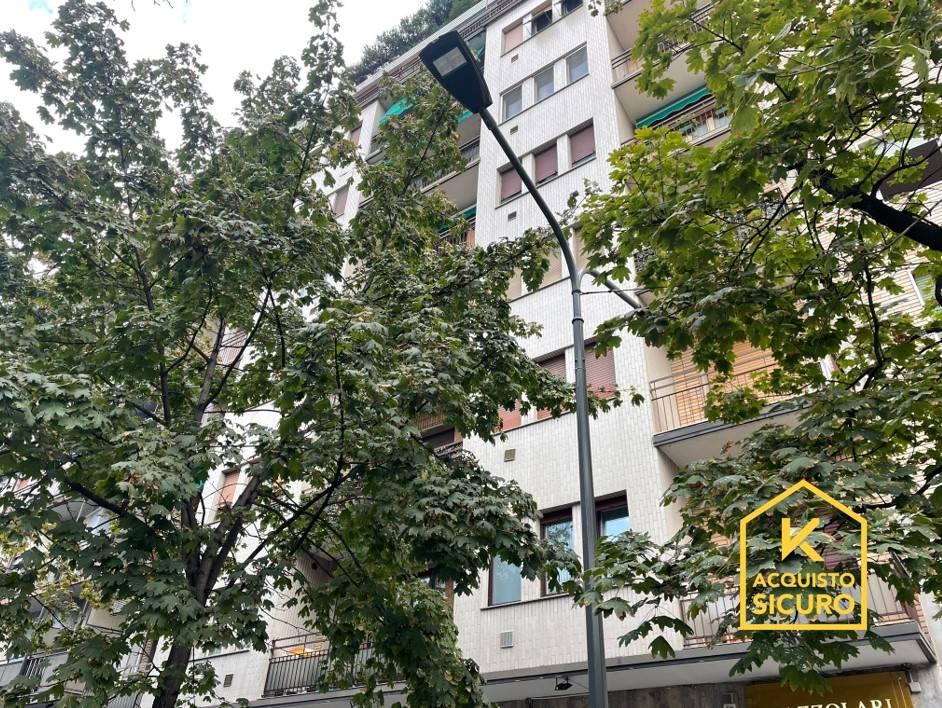 Negozio in vendita a Milano