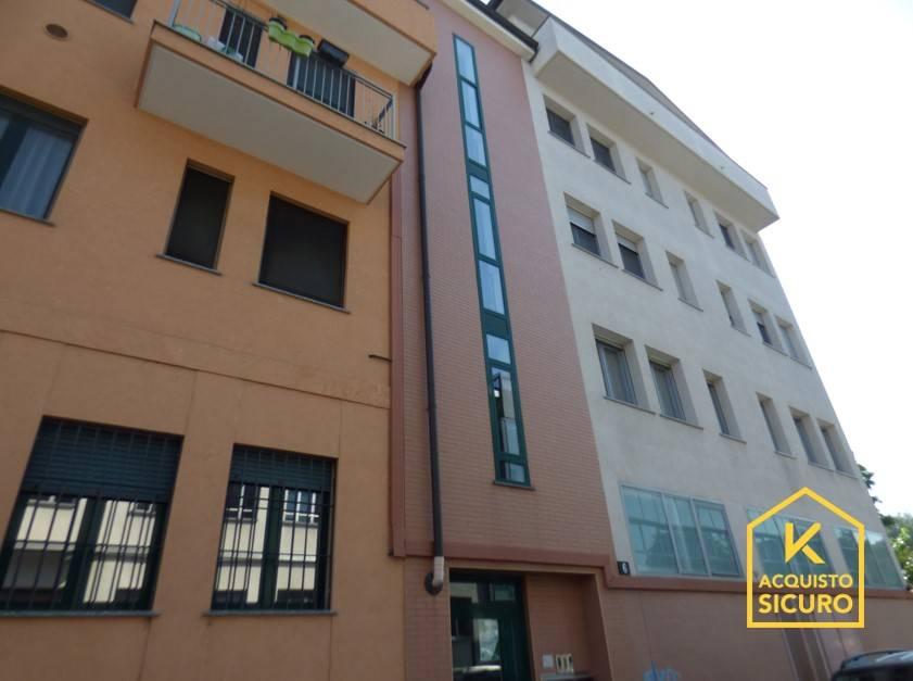 Magazzino in vendita a Milano