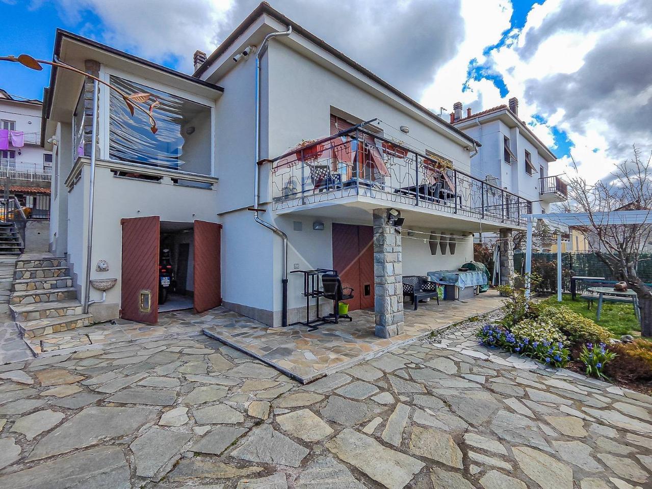 Casa indipendente in vendita a Carcare