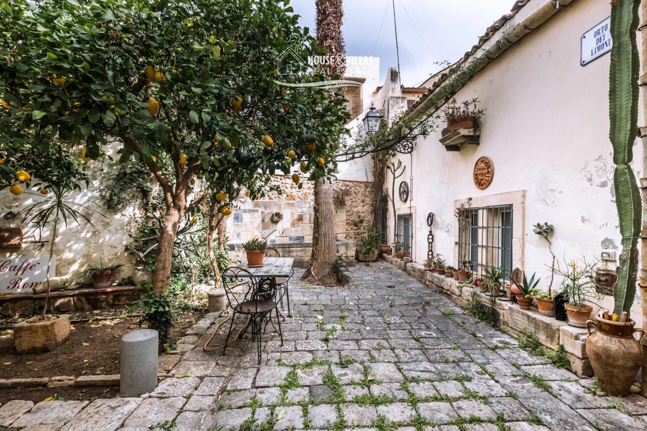 Casa indipendente in vendita a Noto