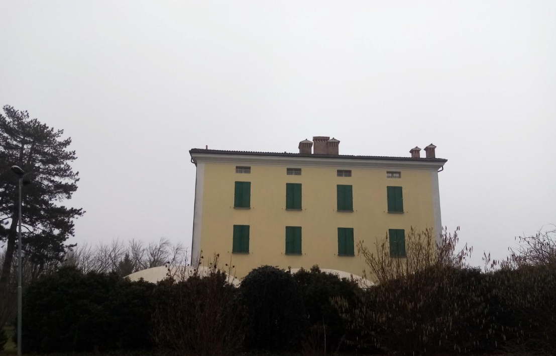 Immobile commerciale in vendita a Calderara Di Reno