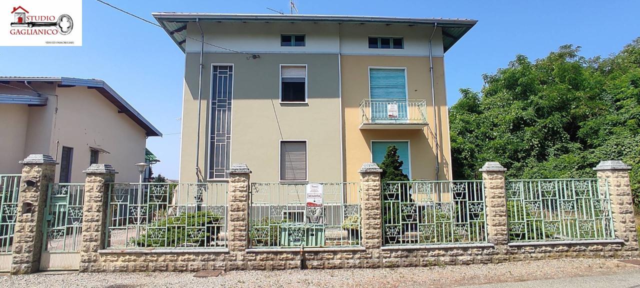 Casa indipendente in vendita a Cossato