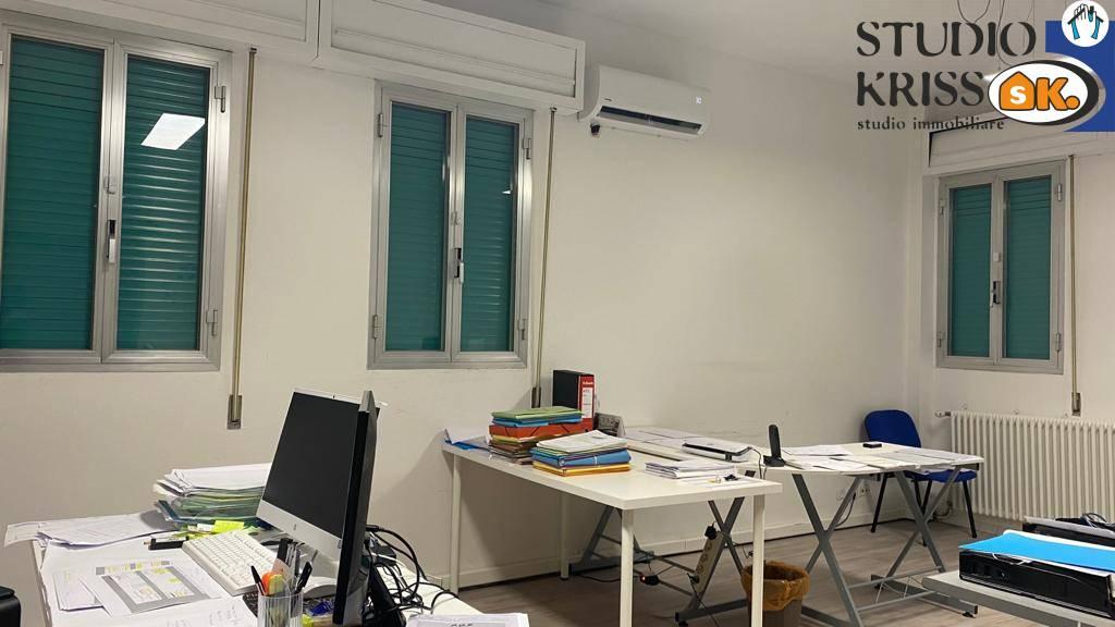 Ufficio in affitto a Ferrara