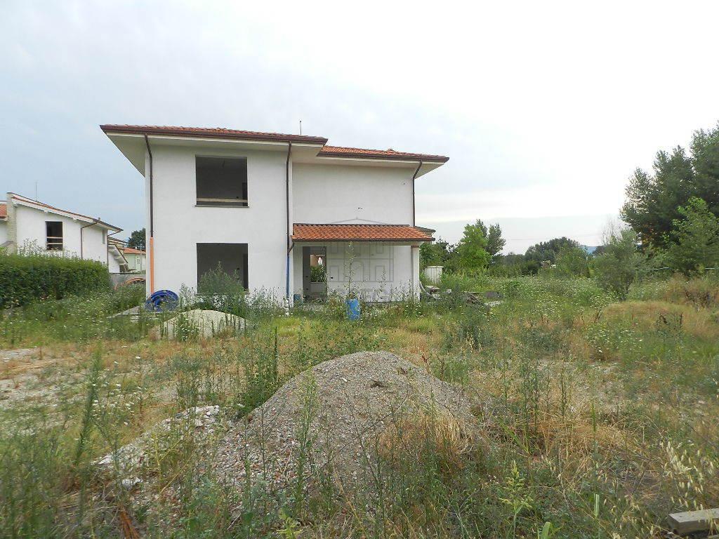 Villa in vendita a Lucca