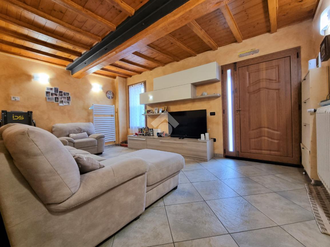 Casa indipendente in vendita a Borgo Virgilio