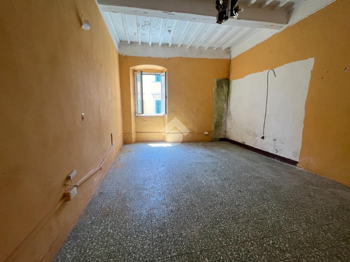 Appartamento in vendita a Livorno