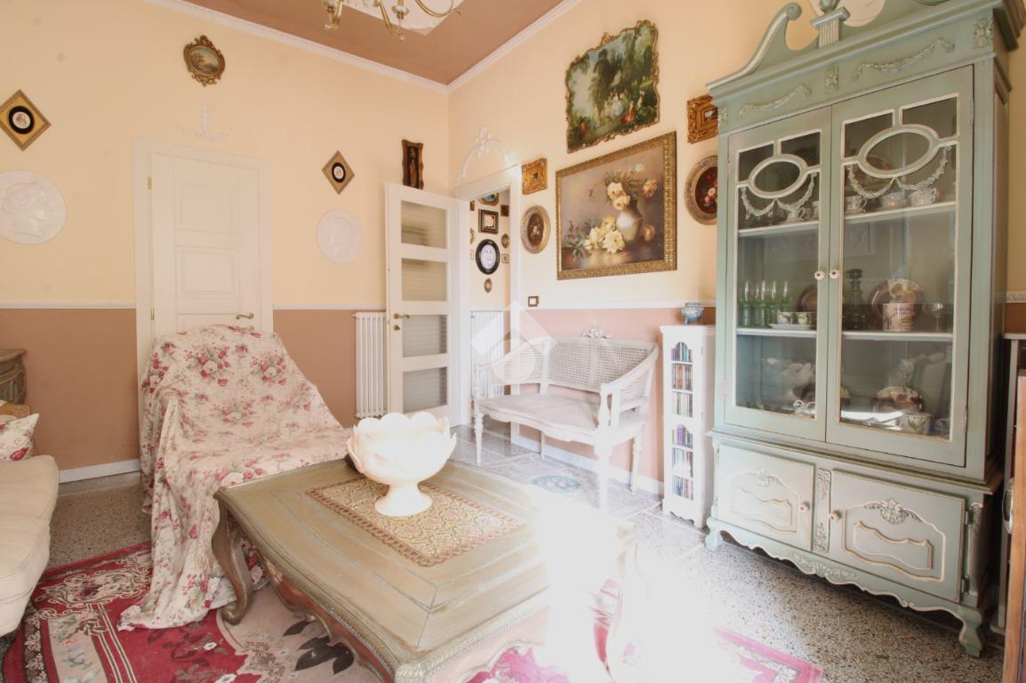 Appartamento in vendita a Livorno