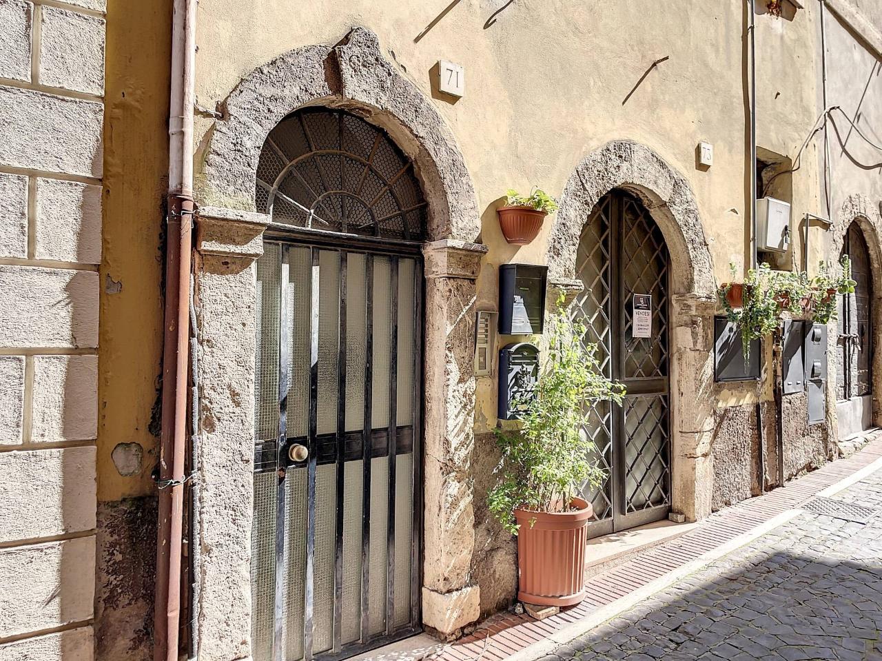 Negozio in vendita a Monterotondo