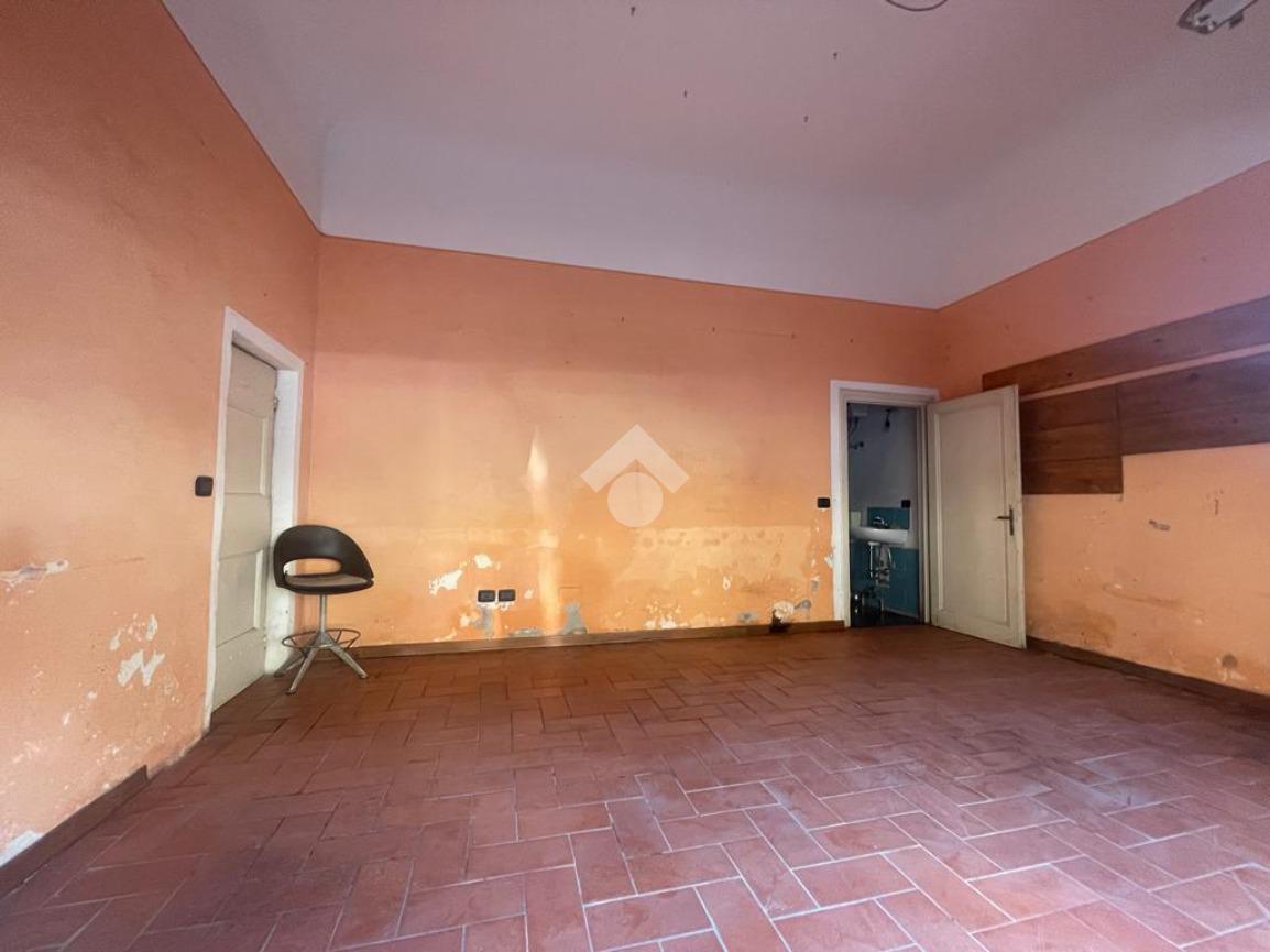 Negozio in affitto a Firenze