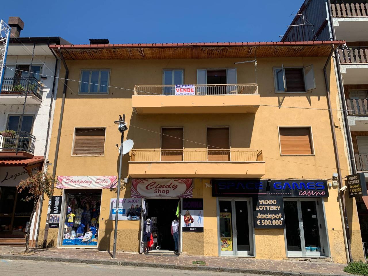 Appartamento in vendita a Spezzano Della Sila