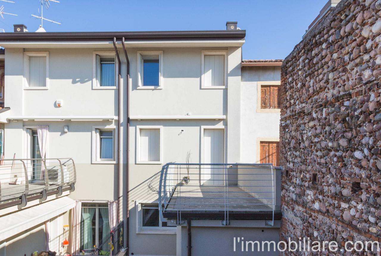 Casa indipendente in vendita a San Giovanni Lupatoto