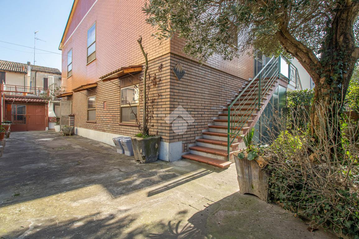 Casa indipendente in vendita a Ravenna