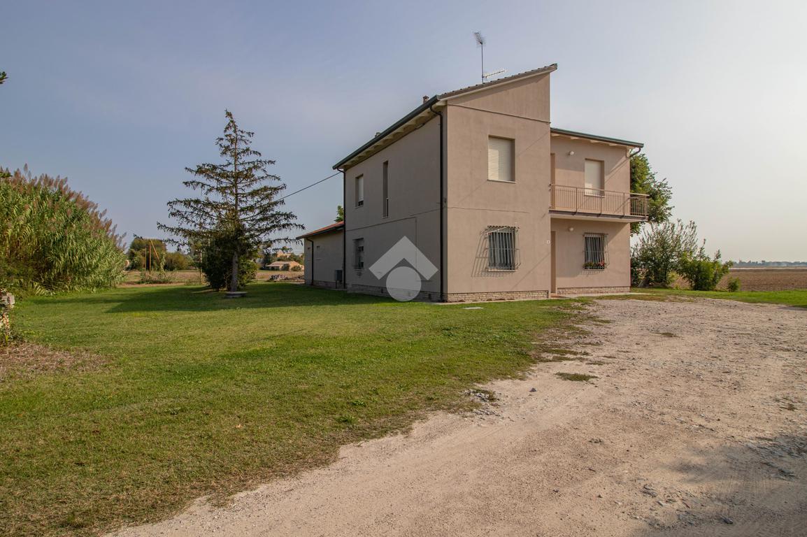 Casa indipendente in vendita a Ravenna