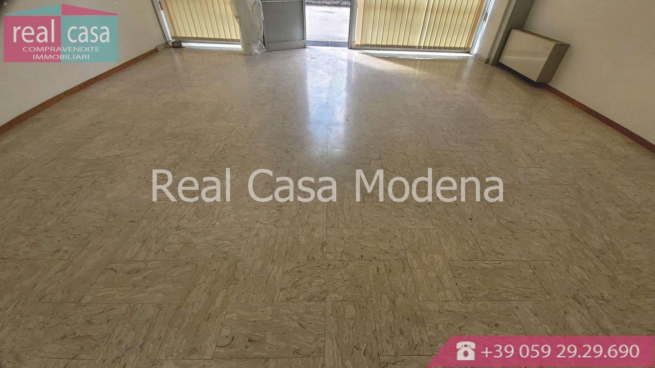 Ufficio in affitto a Modena