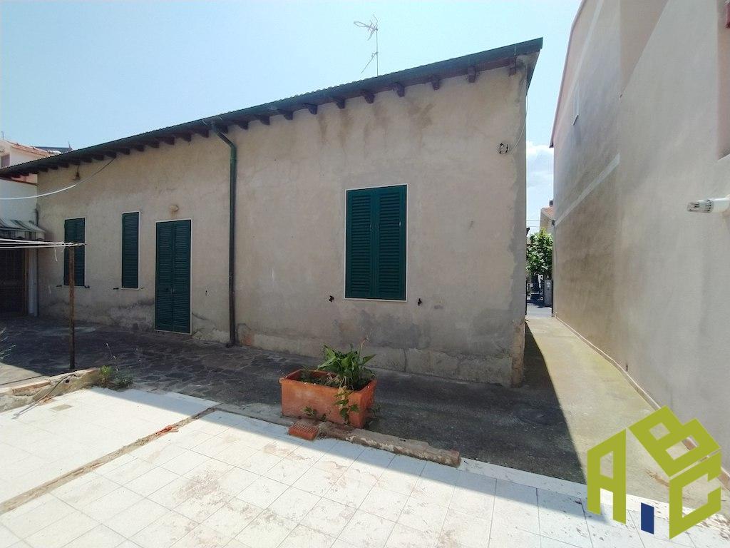 Casa indipendente in vendita a Rosignano Marittimo