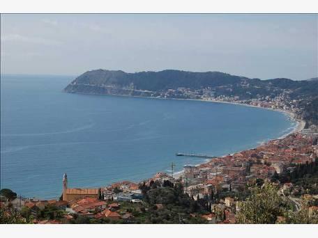 Terreno edificabile residenziale in vendita a Alassio