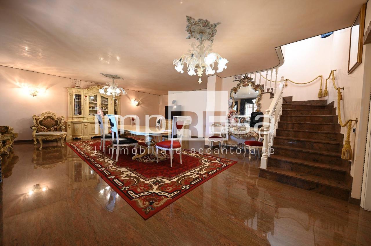 Villa in vendita a Paese