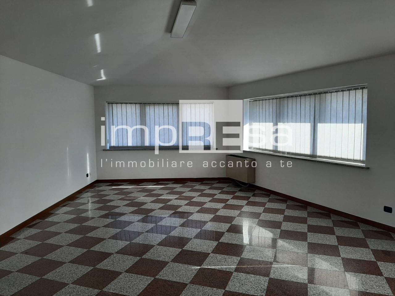 Ufficio in affitto a Istrana