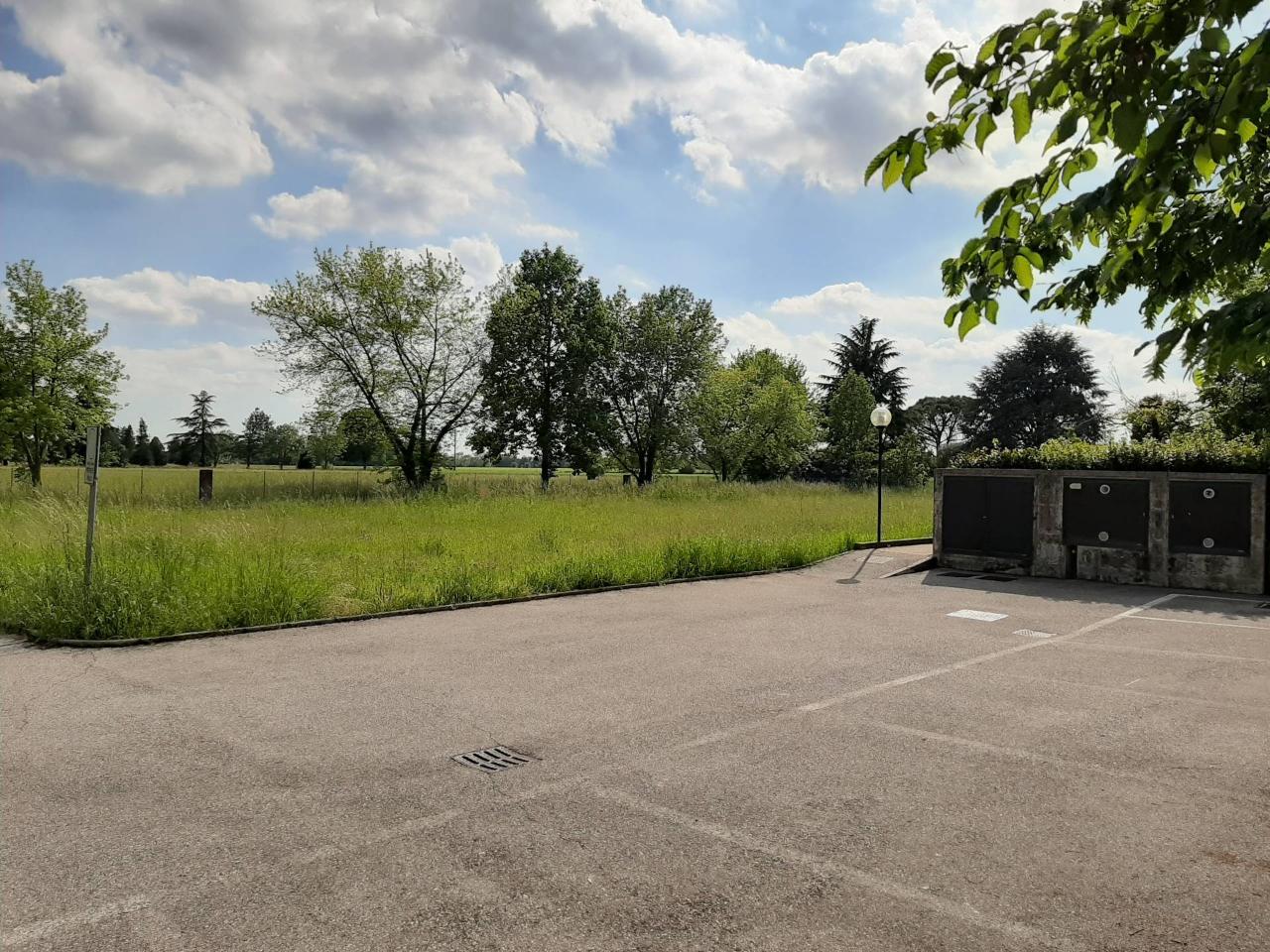 Terreno edificabile in vendita a Paese