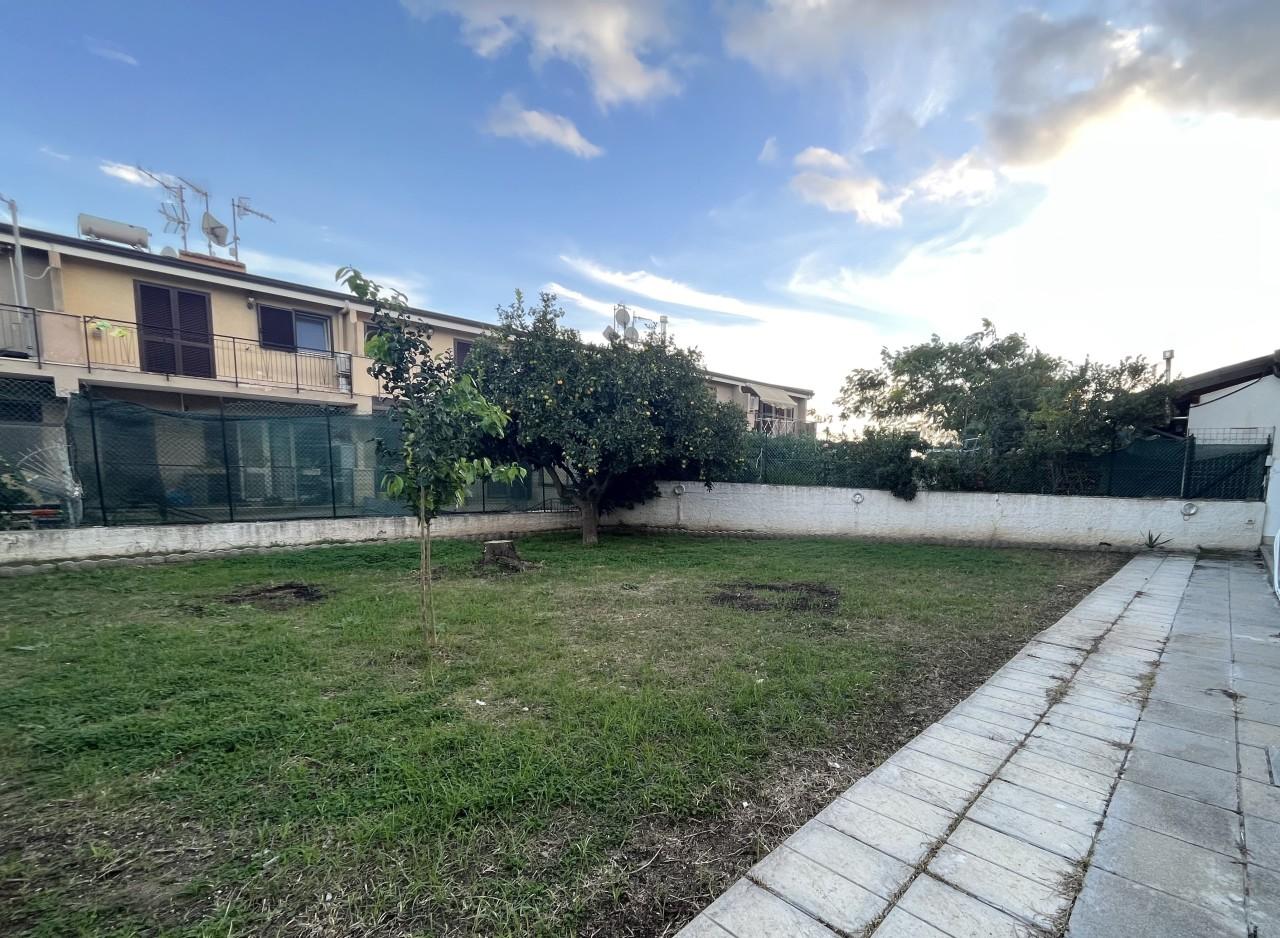 Villa a schiera in affitto a Borgia
