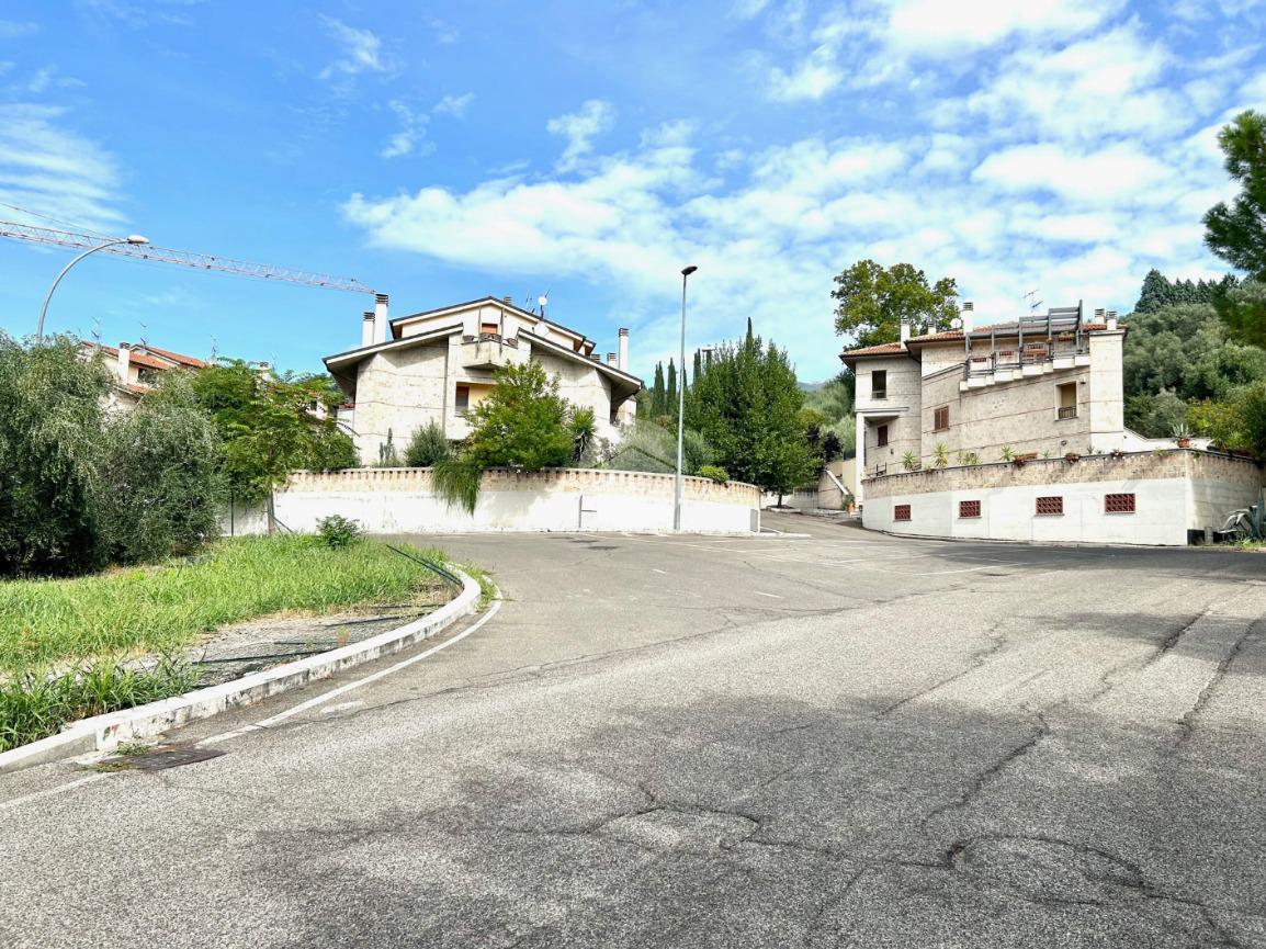 Box in vendita a Terni