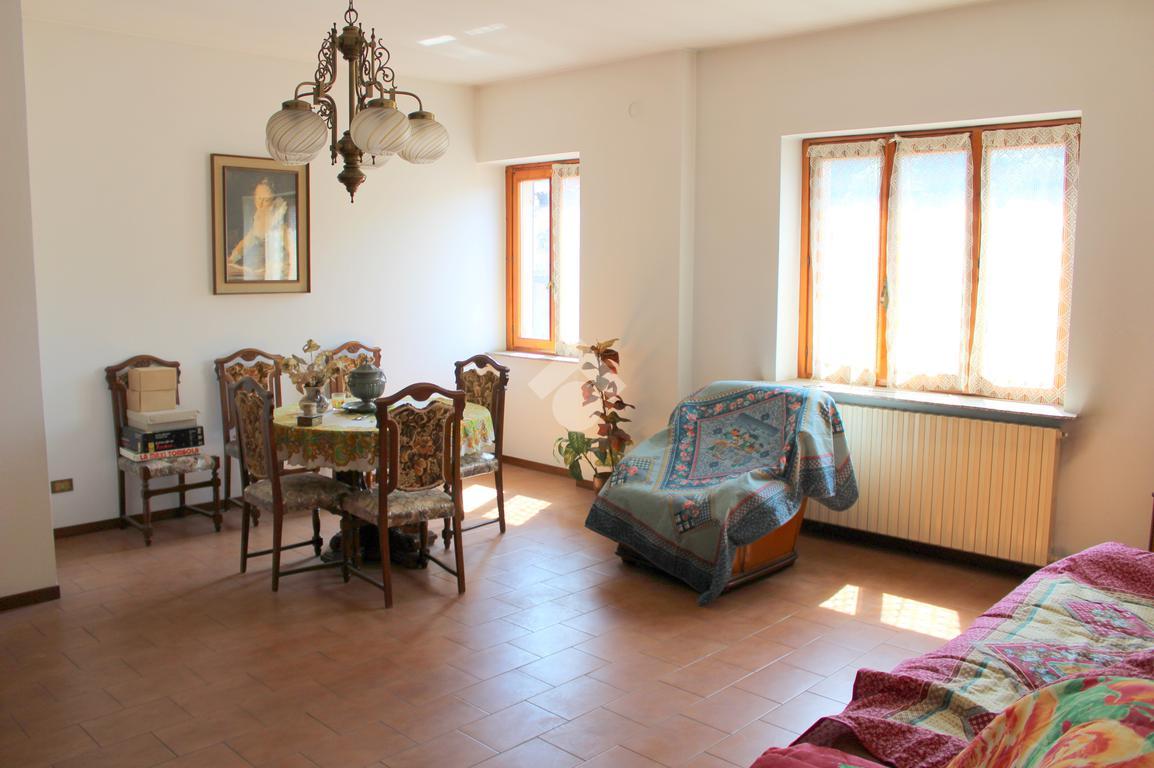 Appartamento in vendita a Gazzaniga