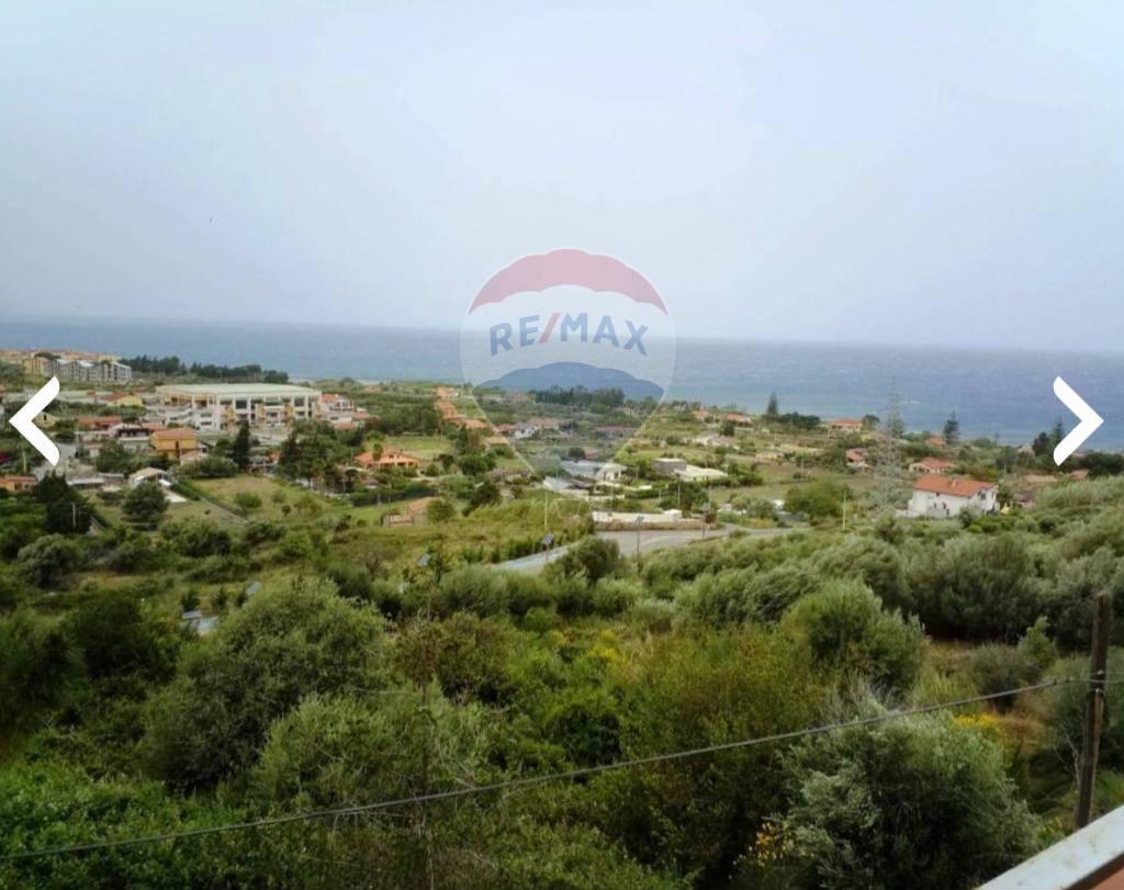 Appartamento in vendita a Santo Stefano Di Camastra