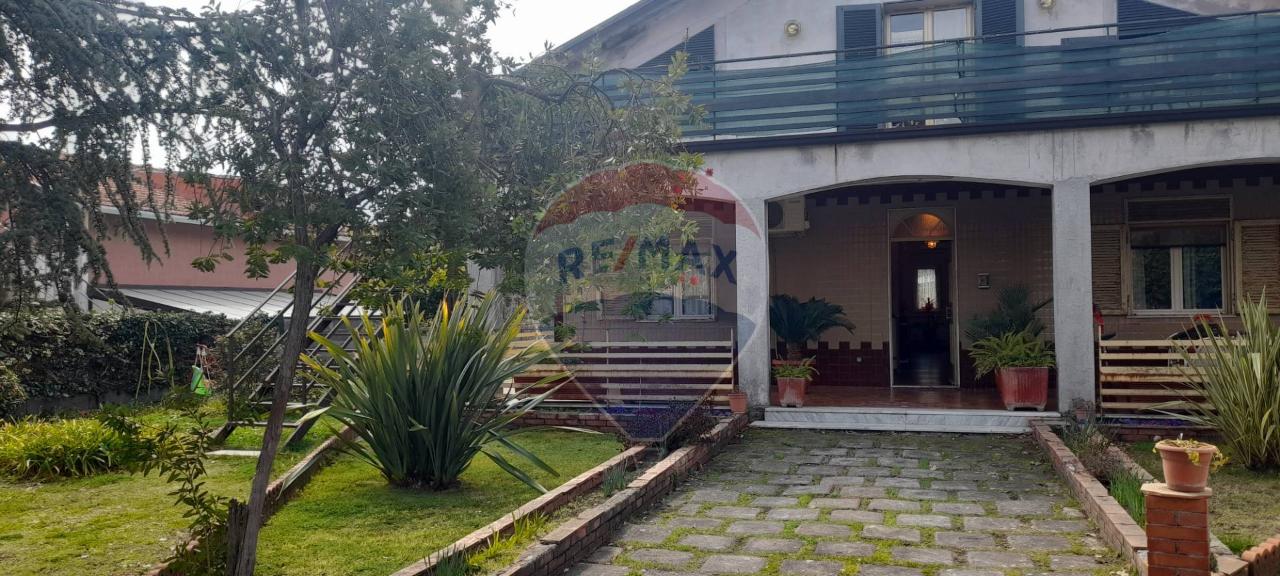 Villa in vendita a Pedara