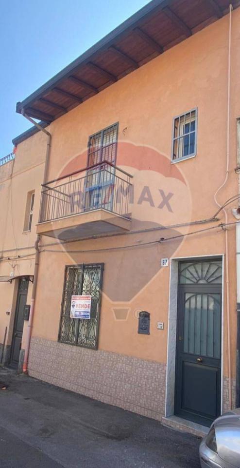 Casa indipendente in vendita a Catania