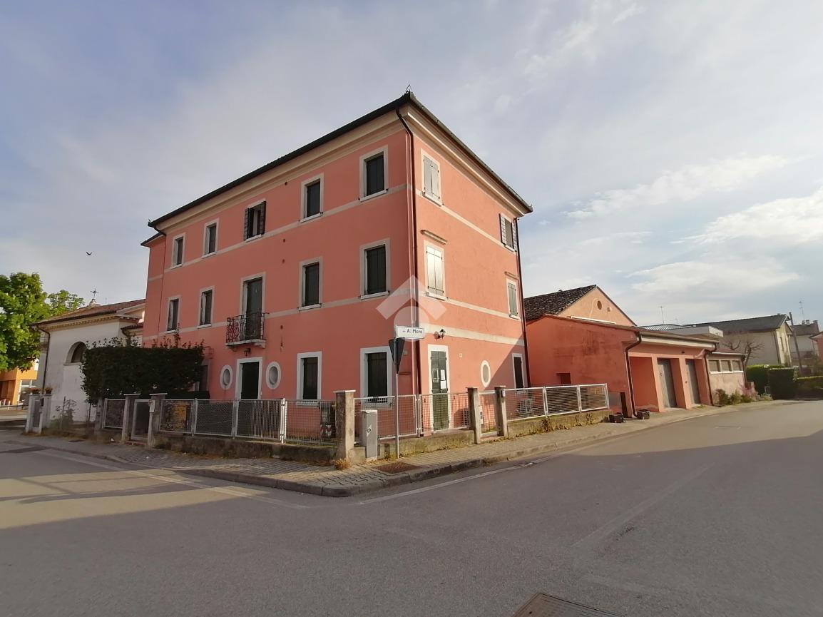 Box in vendita a Istrana