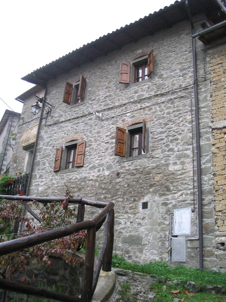 Porzione di casa in vendita a Sillano Giuncugnano
