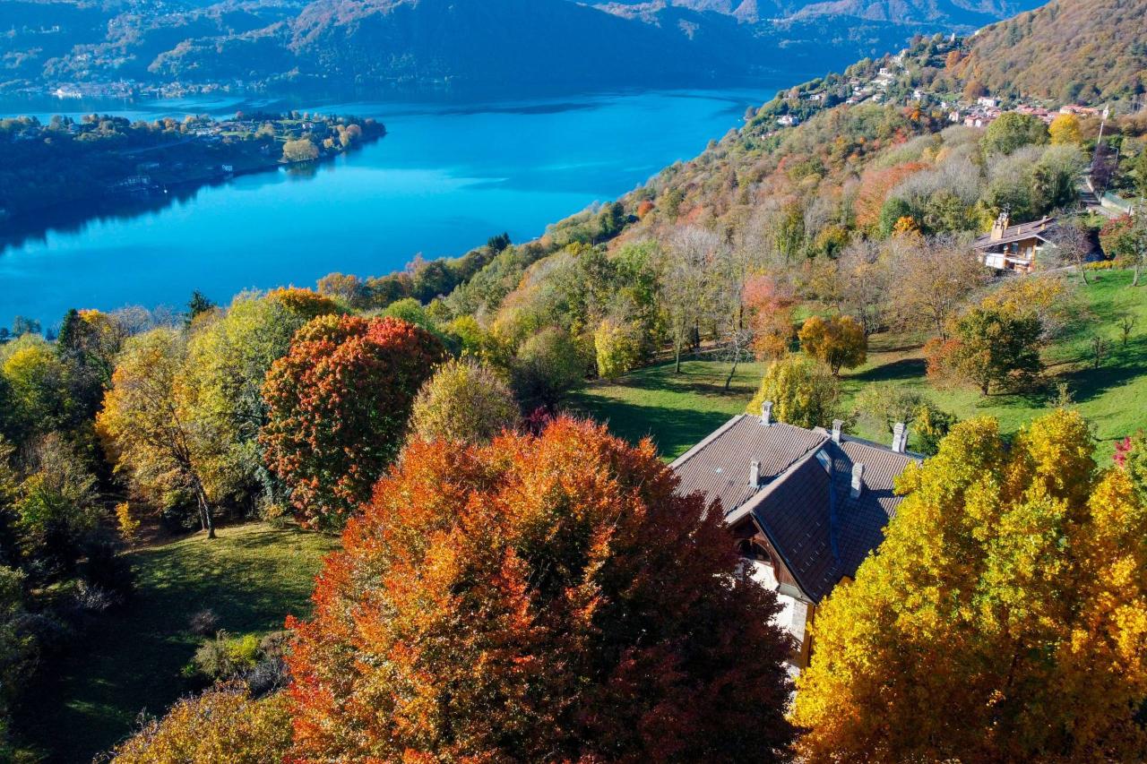 Villa in vendita a Miasino