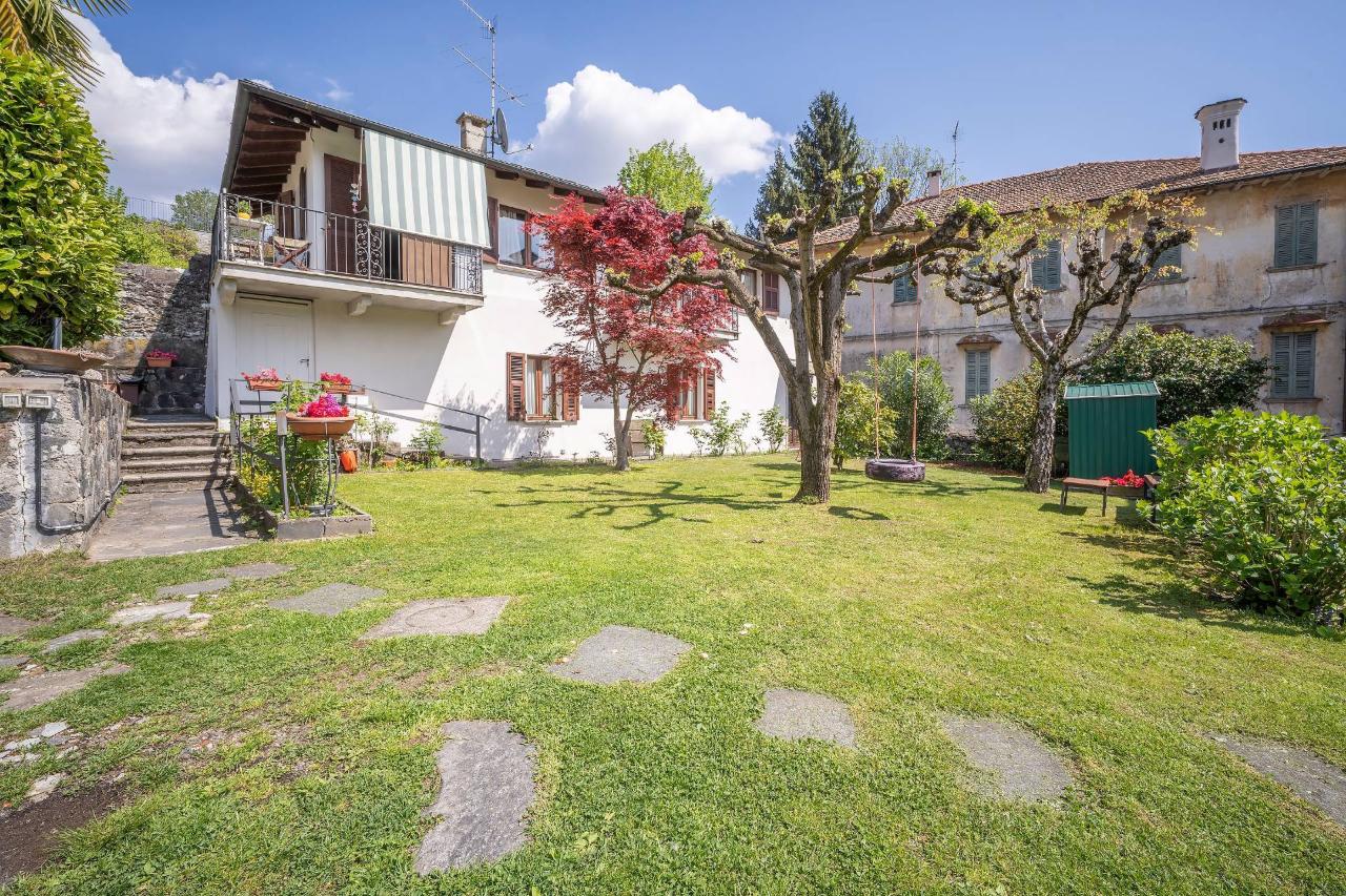 Casa indipendente in vendita a Orta San Giulio