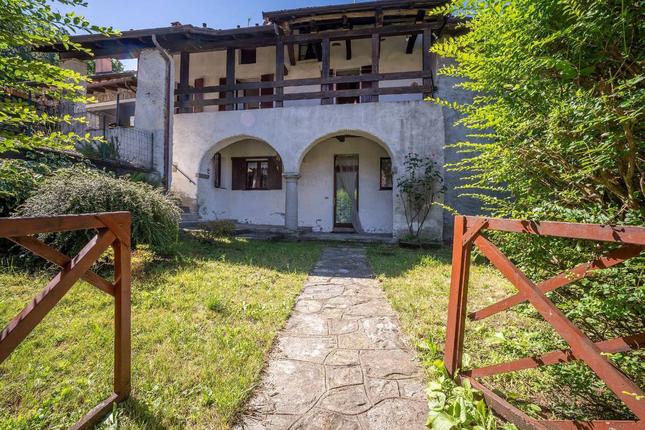Casa indipendente in vendita a Armeno