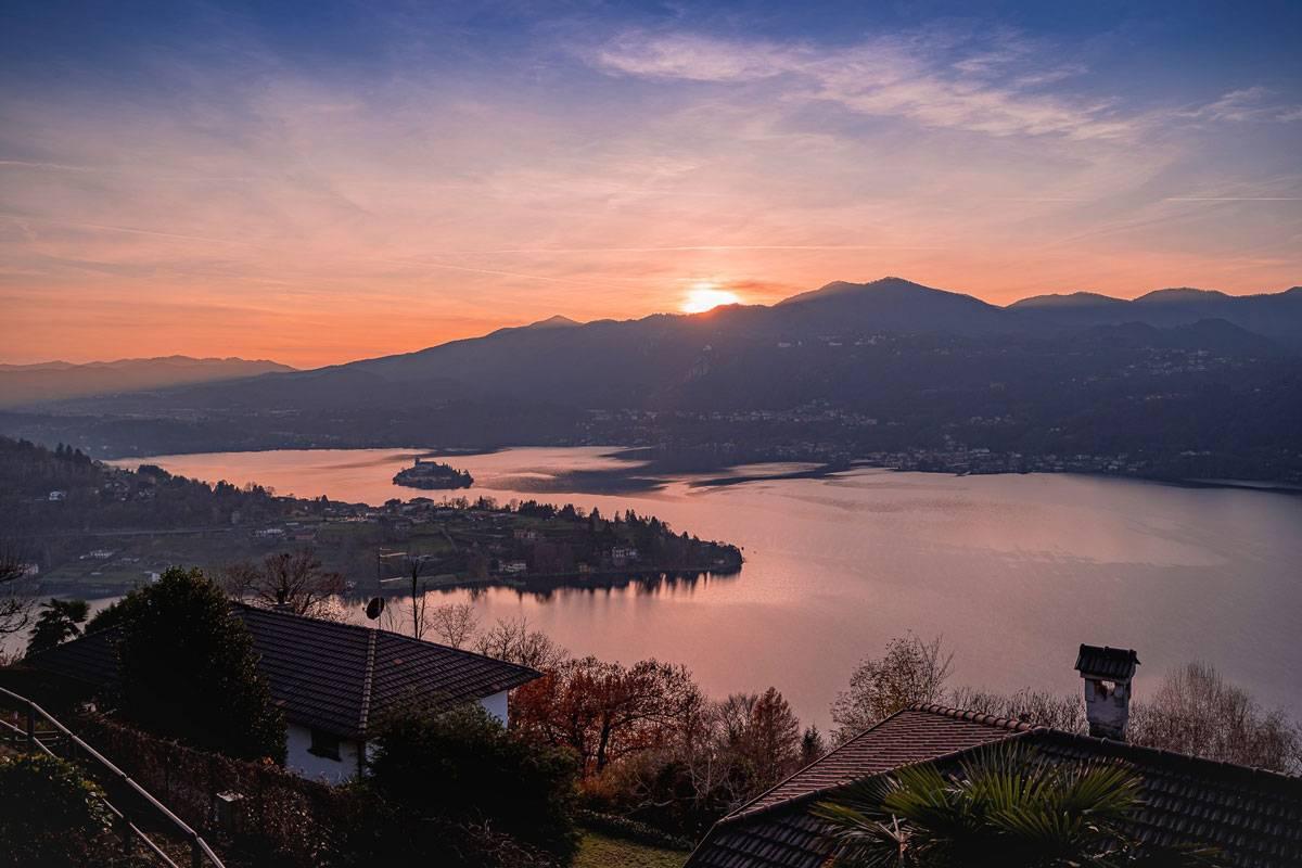 Appartamento in vendita a Miasino