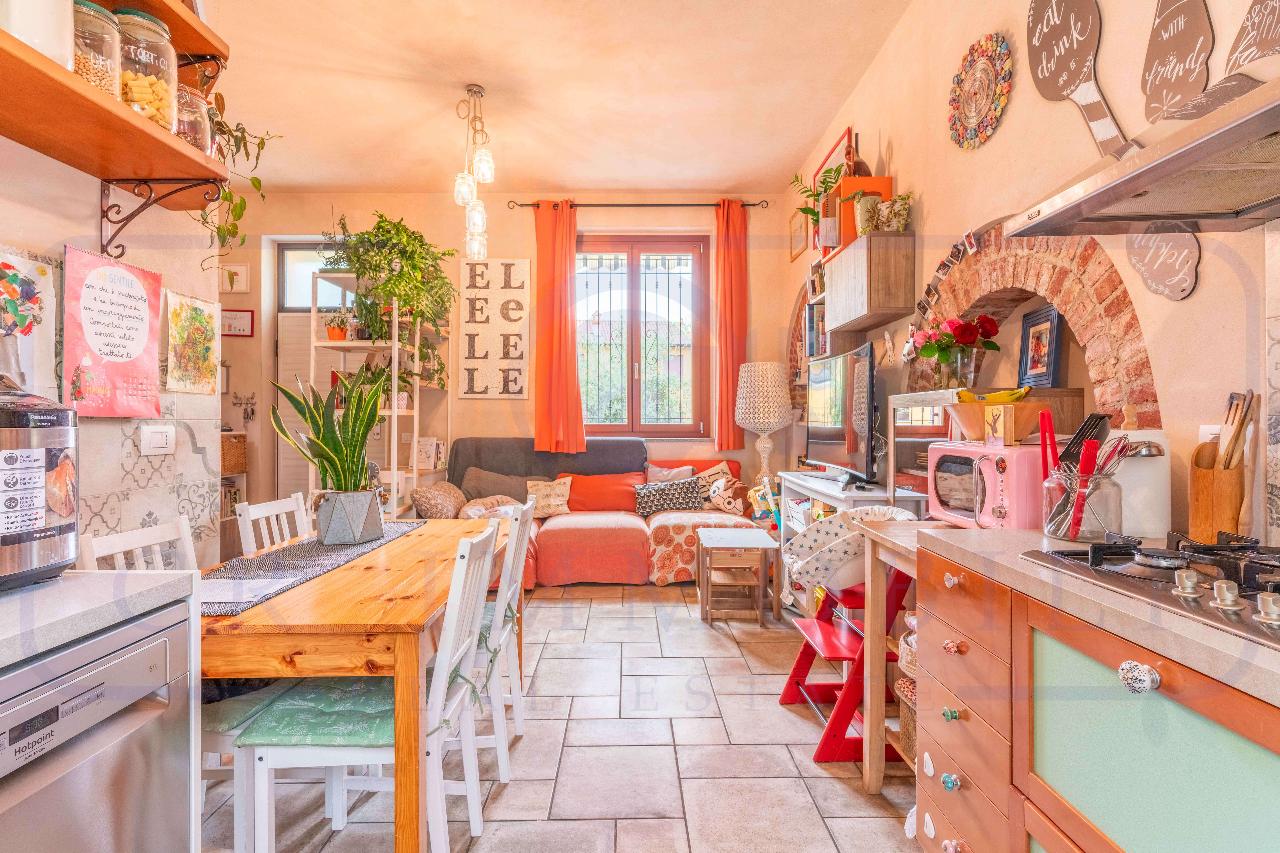 Porzione di casa in vendita a Bollate