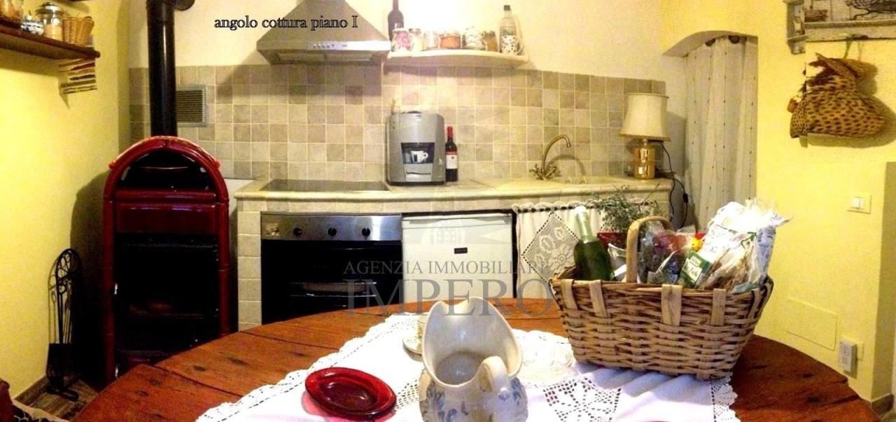 Appartamento in vendita a Badalucco