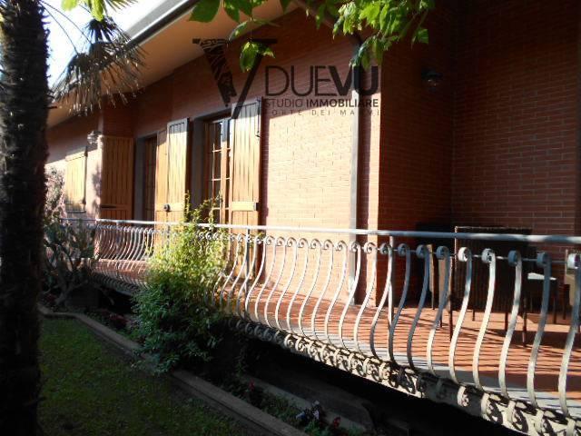 Villa in vendita a Forte Dei Marmi