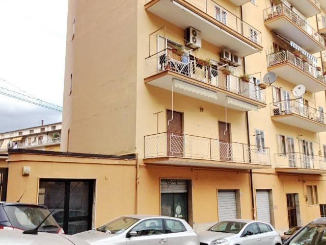 Negozio in vendita a Avellino