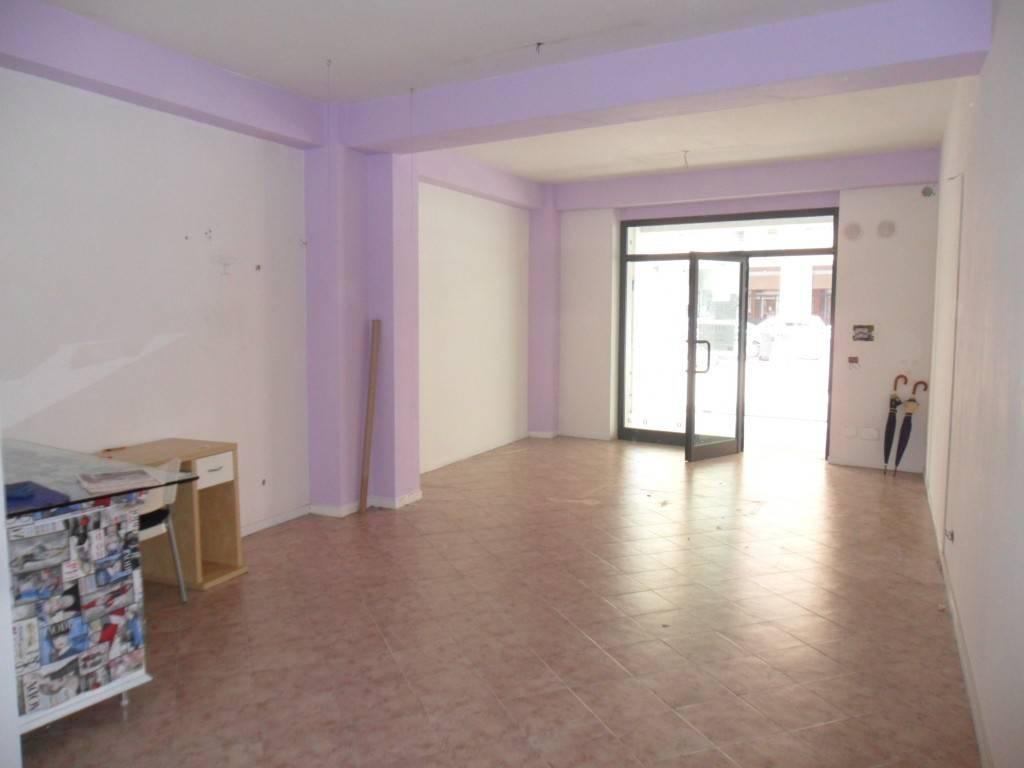 Negozio in vendita a Avellino