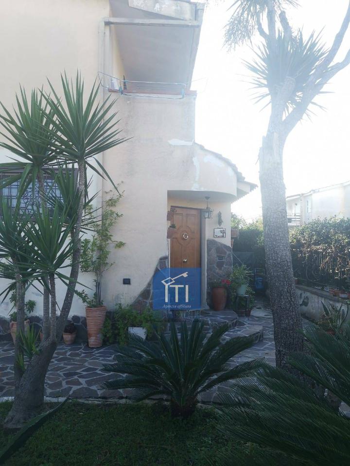 Villa in vendita a Giugliano In Campania