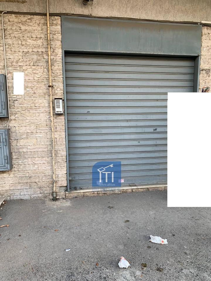 Negozio in affitto a Villaricca