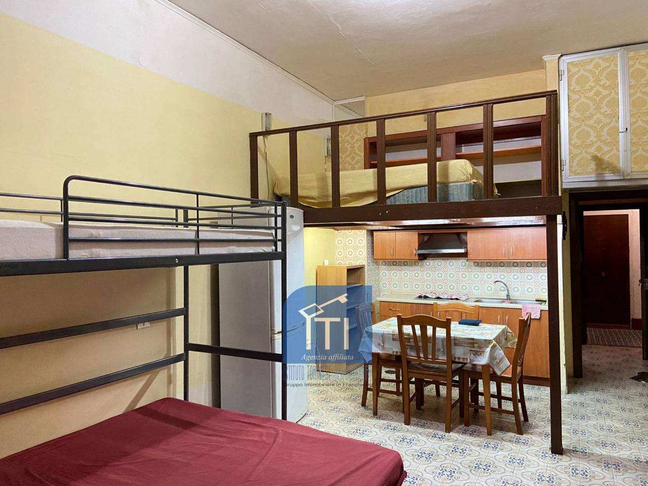 Appartamento in vendita a Castel Volturno Foto-3