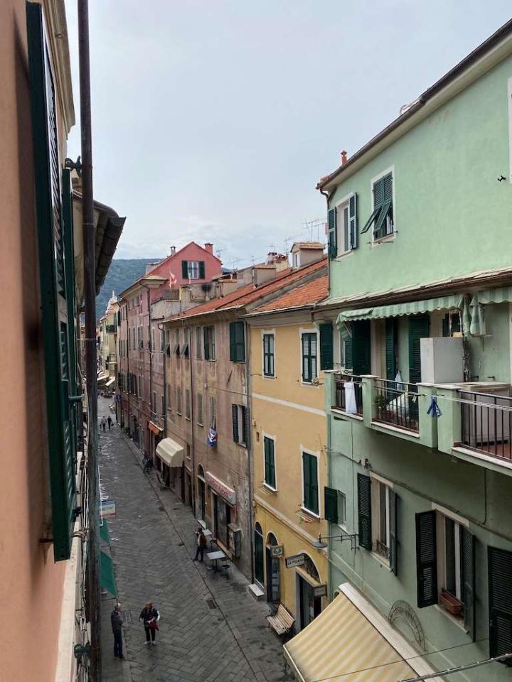 Appartamento in vendita a Finale Ligure