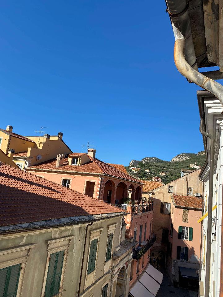 Appartamento in vendita a Finale Ligure